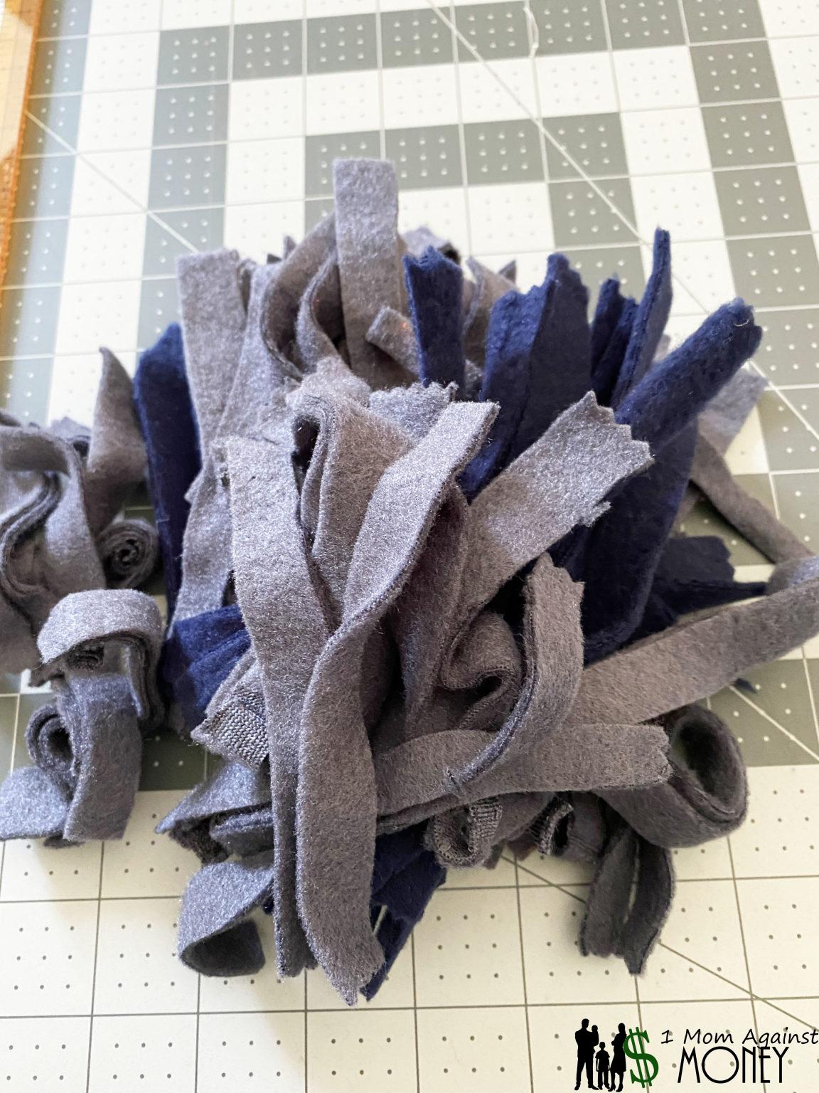 DIY No Sew Guinea Pig Rooting or Forage Mat